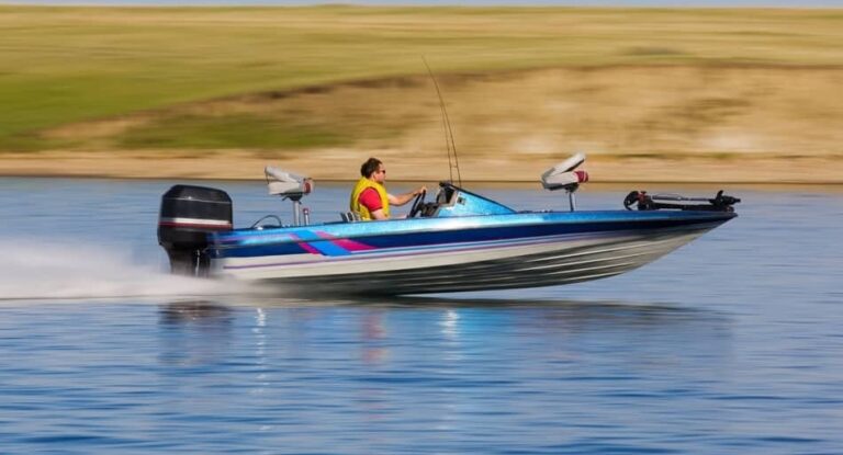 Boat Gas Tank Size (With 60 Examples of Different Boat Models ...